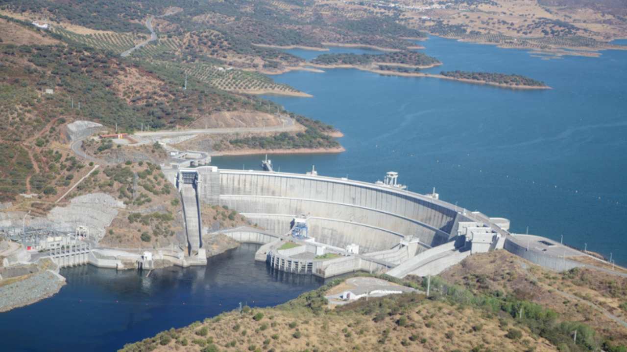 Vinte anos de barragem do Alqueva! - Correio Alentejo